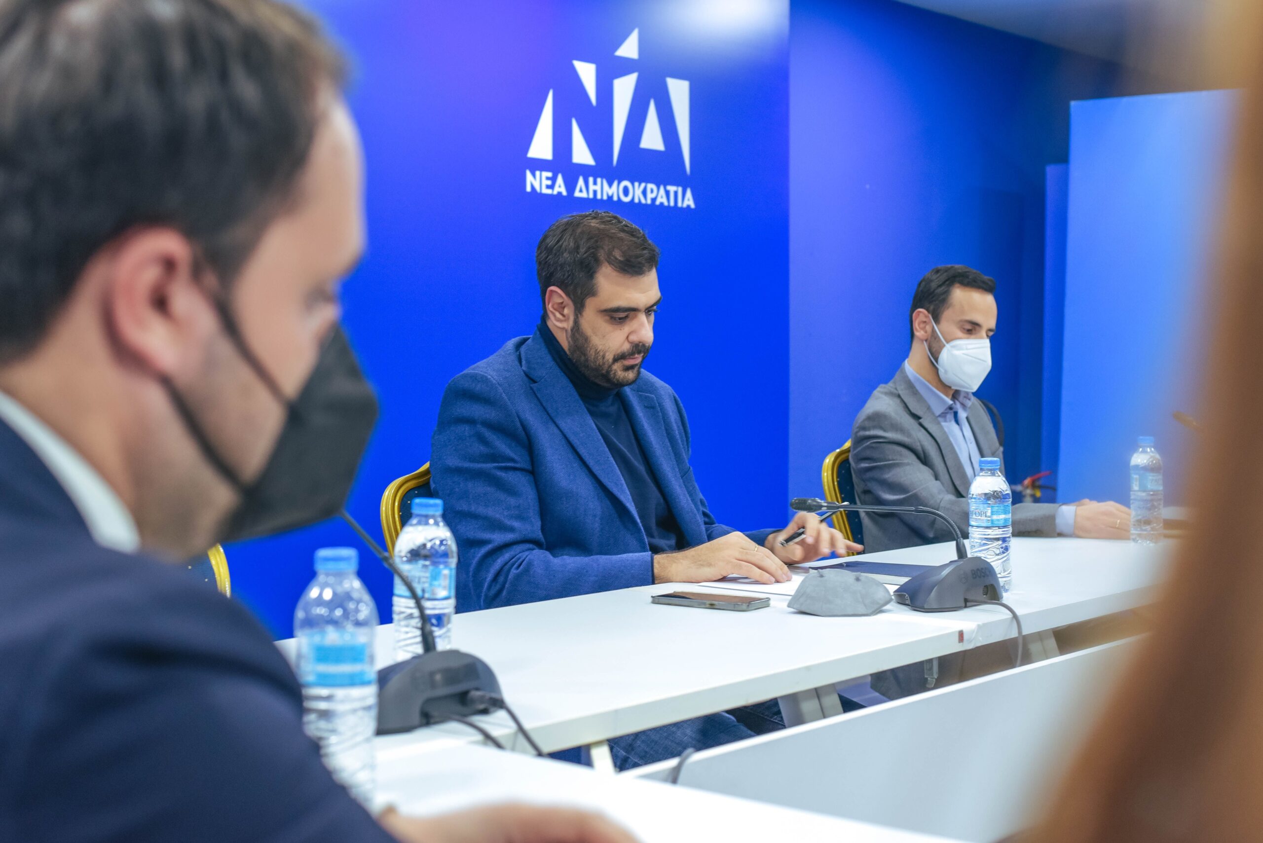 Συζήτηση με τους νεότερους βουλευτές της Κοινοβουλευτικής Ομάδας ...